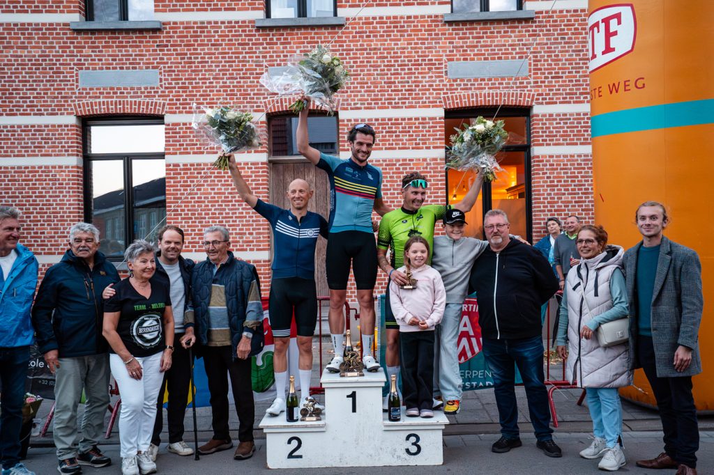 Jorrit Verwimp volgt zichzelf op als winnaar van GP Jos Van Nelekes ...
